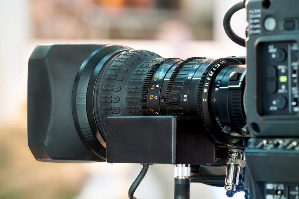 4 Tips for Taking the Best Studio Portraits | DIY in Real Life